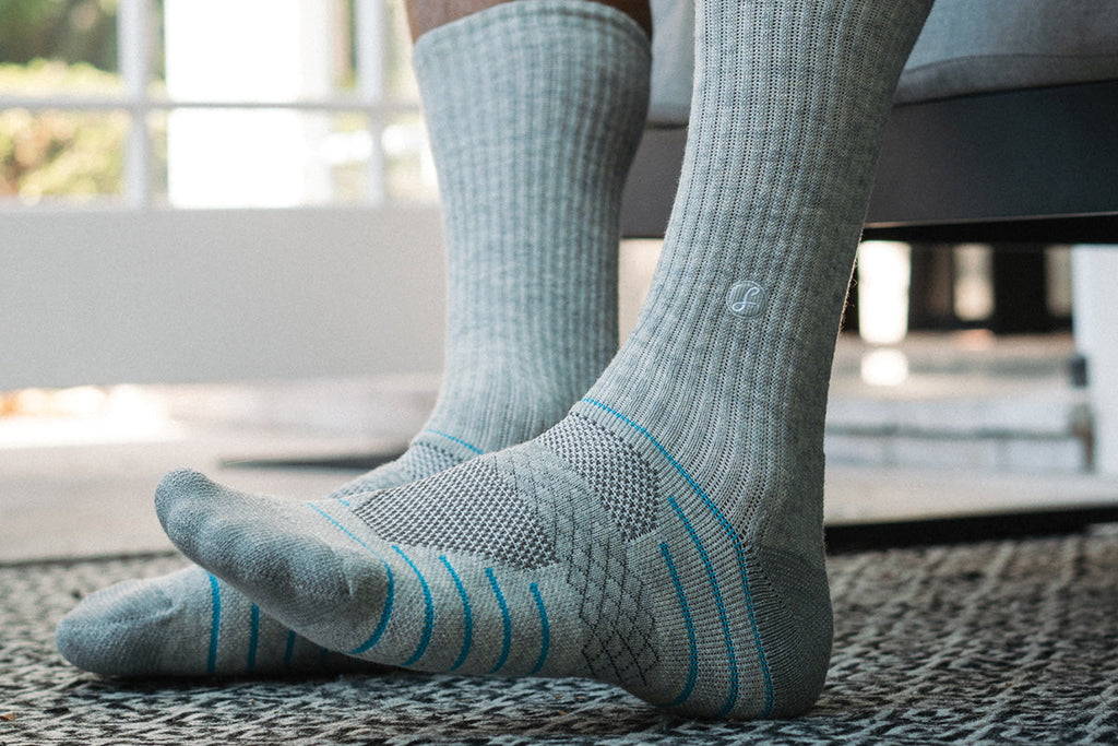 Custom Crew Socks: Best Corporate Gifts Yew York 2025